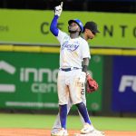 De León comanda tercera victoria en línea del Licey | Licey.com