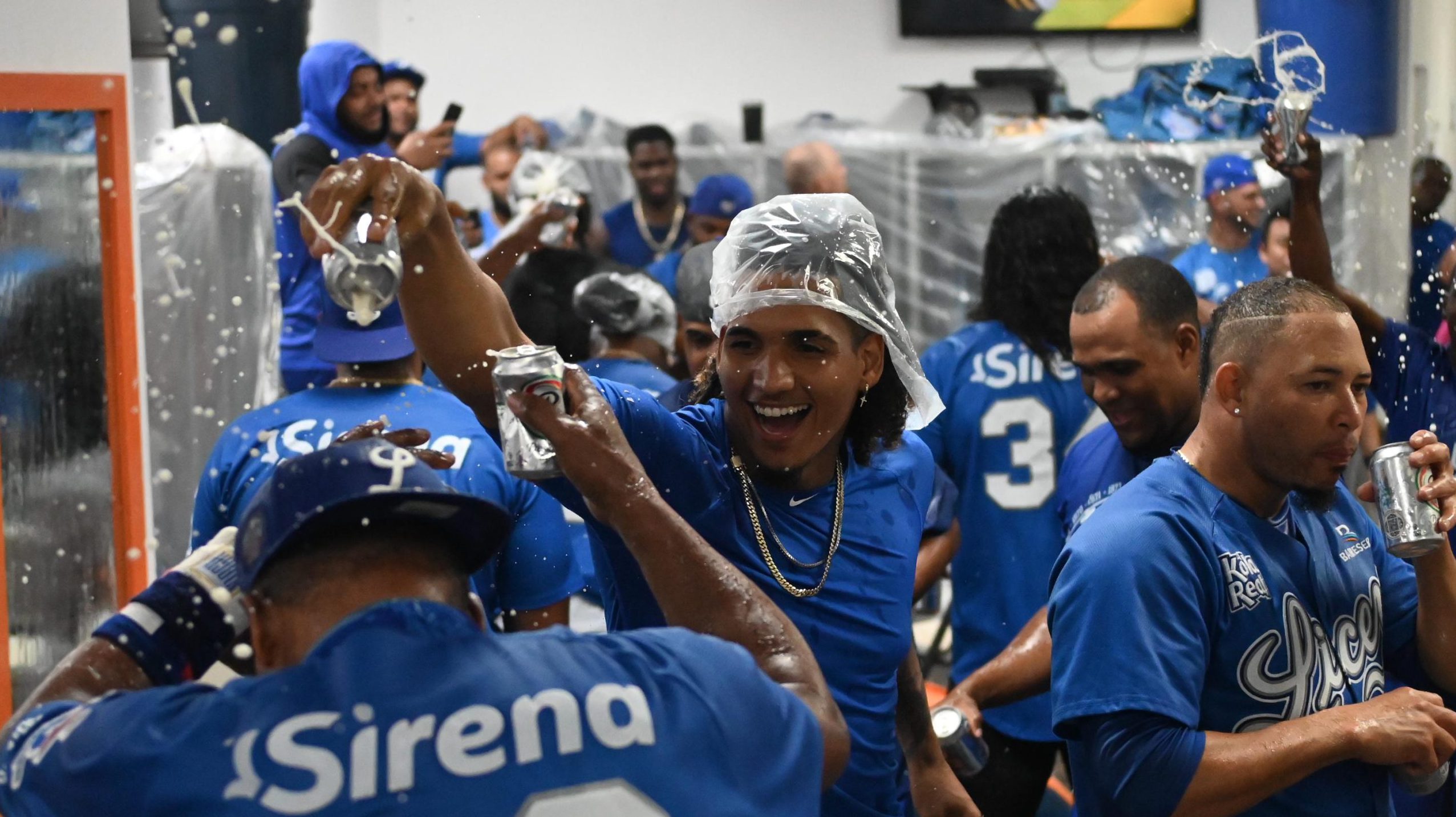 Licey clasifica, blanquea y barre a los Toros | Licey.com