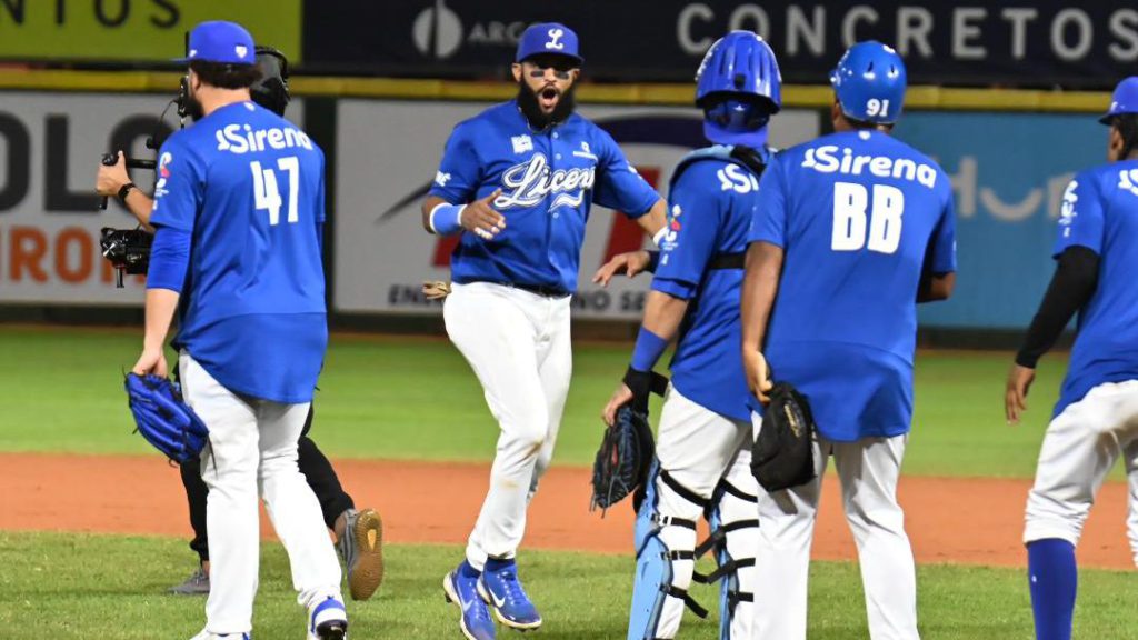 Licey.com | Tigres del Licey | 117 años de gloria y tradición